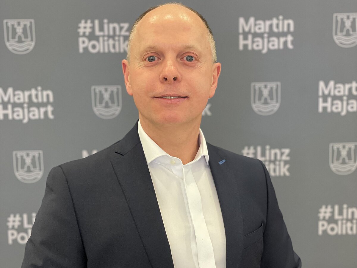 „Linz soll die Mittel vom Bund zur Unterstützung der Wirtschaft abholen ...